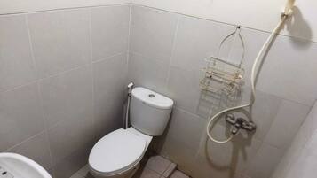 Um polibã, toalhas fornecidas