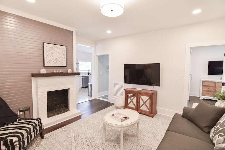 Newly Remodeled Luxury Cottage In Belmont, Nc Walk To Kevin Loftin Park - 벨몬트