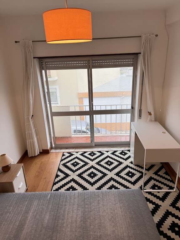 Moradia Com 6 Quartos. Excelente Opção Para Famílias Grandes Ou Dois Casais - Peniche