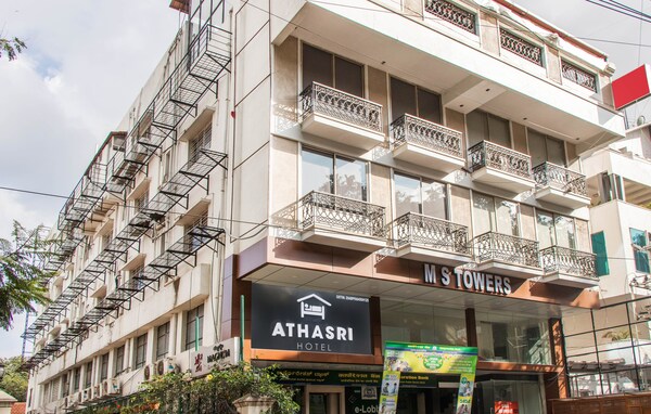 Athasri Hotel Infantry Road - Bangalore