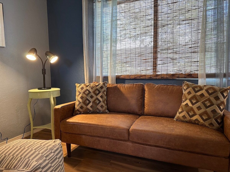 1 Bedroom Apartment W/balcony - Albuquerque