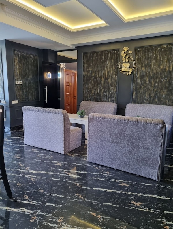 Days Inn Hotel - Jerewan