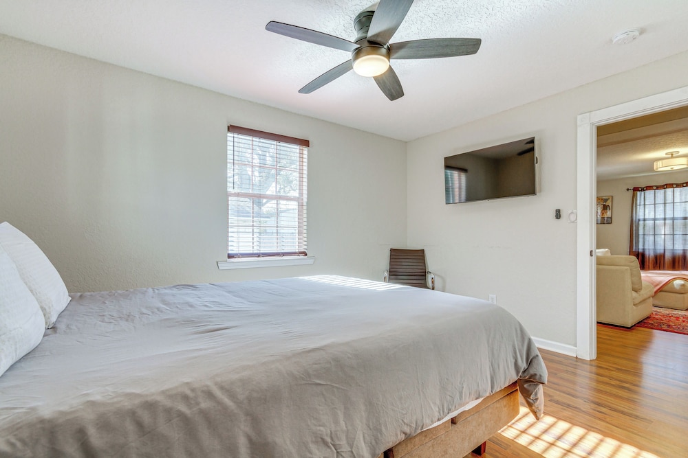 Pensacola Home In Historic East Hill Neighborhood - Pensacola, FL