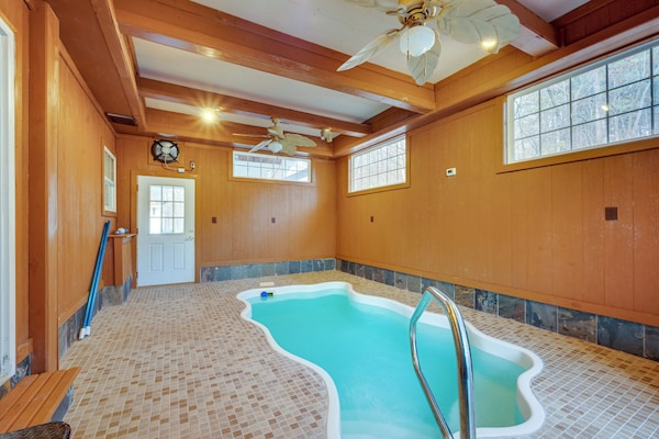 Spacious Mooresville Home W/ Lake Norman View! - Davidson, NC