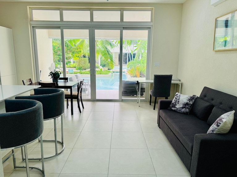 Modern 1 Br King Bed With Pool Nr Beaches - バルバドス