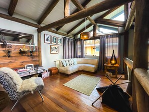 Área de estar no saguão