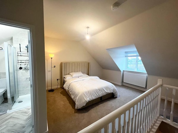 Beautiful 3-bed House In Bradford - Pudsey