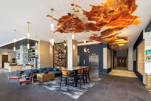 Tempo By Hilton Louisville Downtown Nulu - Louisville, KY