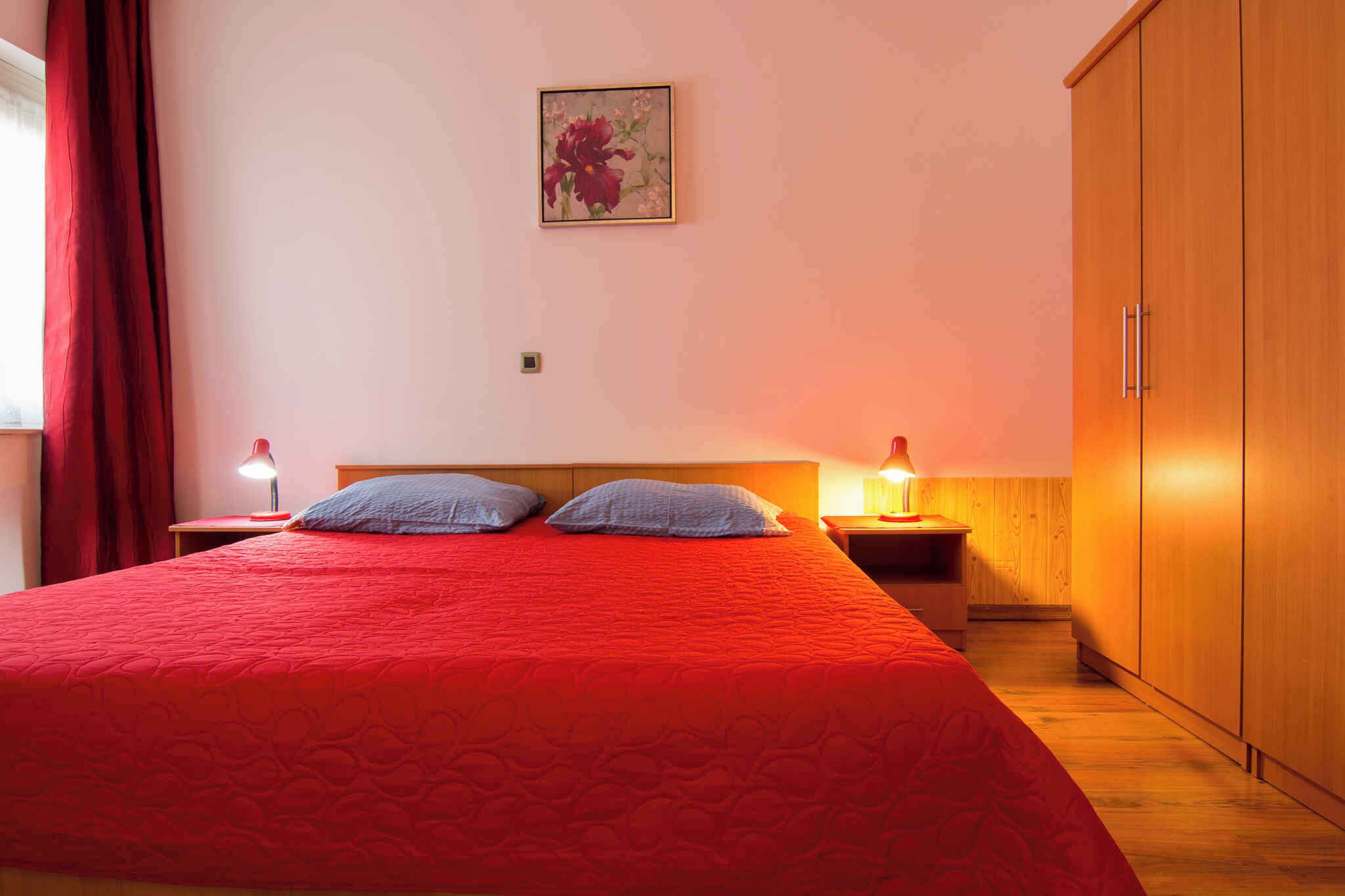 Holiday Apartment With Air Conditioning - Peroj