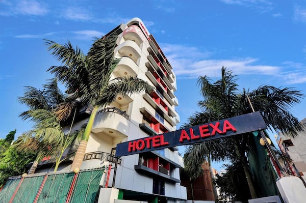 Hotel Alexa - Ahmedabad