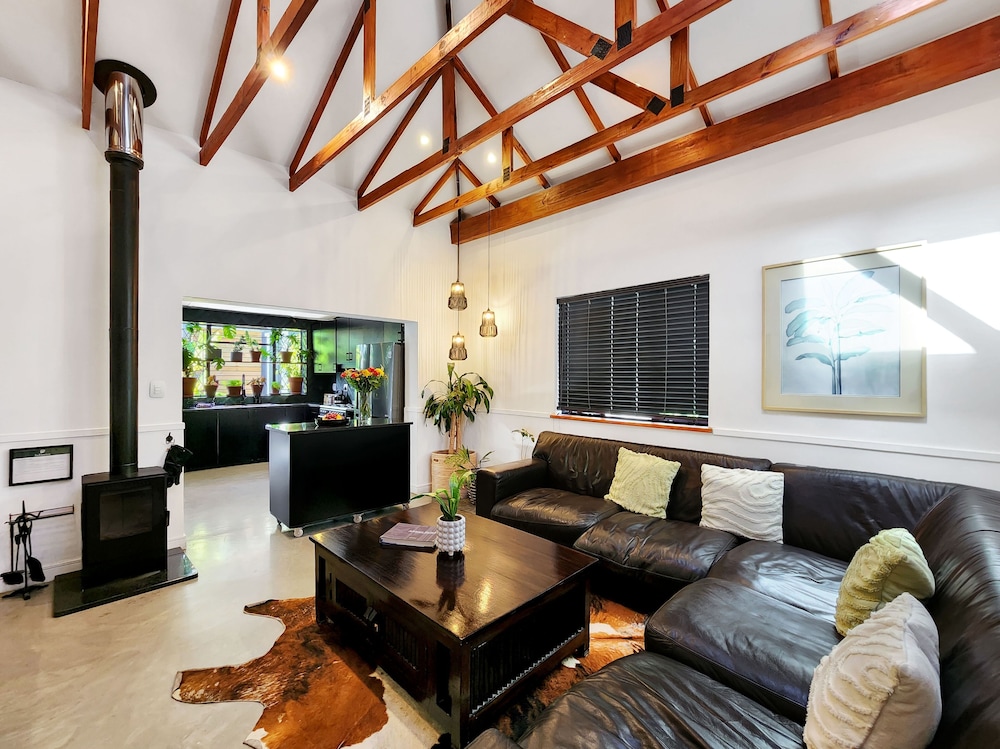 Botanica - Sunny Villa Ideal For Large Groups - Camps Bay