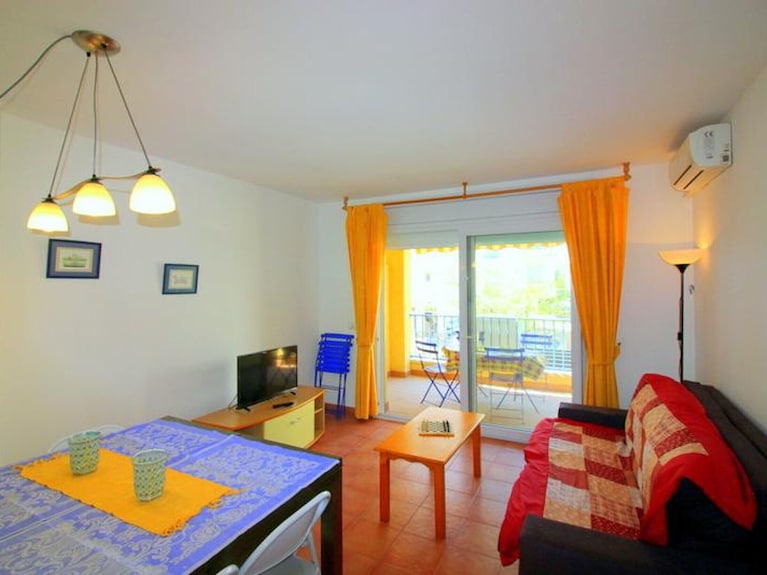 Appartement à Roses : 1km De La Plage, Piscine, Parking, Wifi, Quartier Calme - Roses