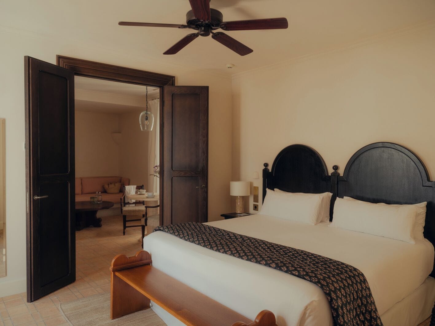 Apartamento, 2 quartos | Roupa de alta qualidade, minibar, quartos insonorizados 