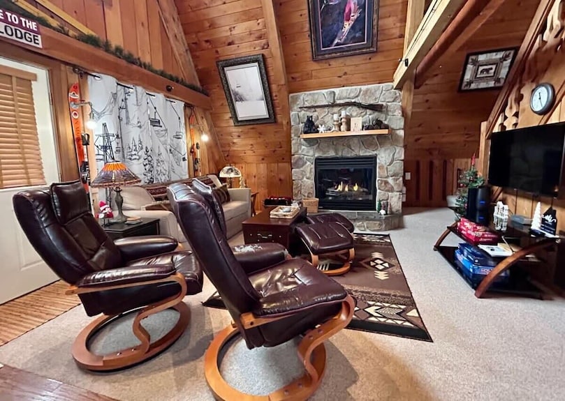 U.p Norse A-frame ~ Your Adventure Basecamp! - Míchigan