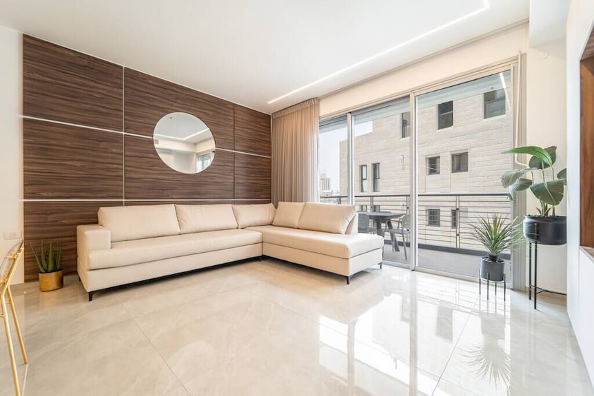 Amazing 4 Bedroom, Shalem Tower - Jérusalem