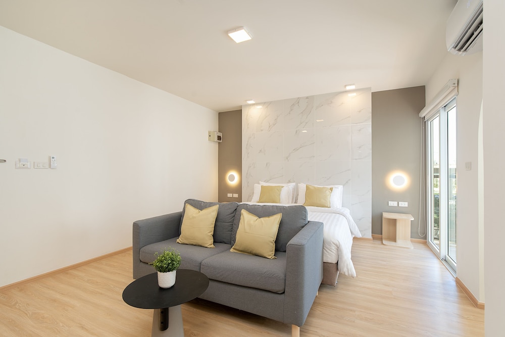 Diya Hotel Bangkok - Bang Kapi District