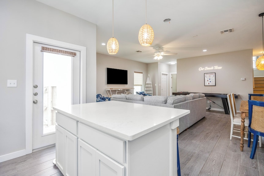 Spacious Family Haven: Beach Life, Resort Living, & Recreation At Aruba Bay - Corpus Christi, TX