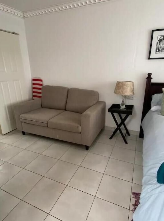 Singa's Place - East London