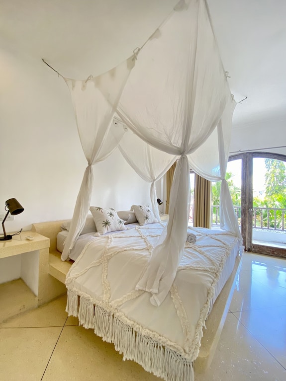 Beautifull Bright Bohomian Villa In Seminyak - Denpasar