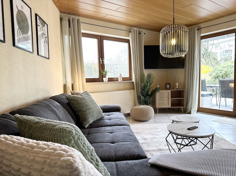 Spa Whirlpool Ferienwohnung Mit Aachblick Im Pfahlbaudorf Uhldingen Am Bodensee - ドイツ コンスタンツ