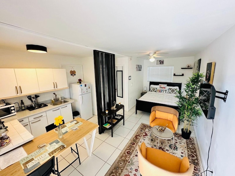 Cozy Studio Near Seminole Hard Rock Cafe - Pembroke Pines