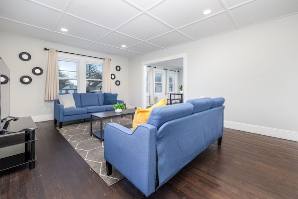Home With King Bed Near Uconn & Ecsu & Hospital - Amston Lake, CT