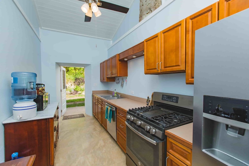 Private Ocean View Balcony - Saint Croix