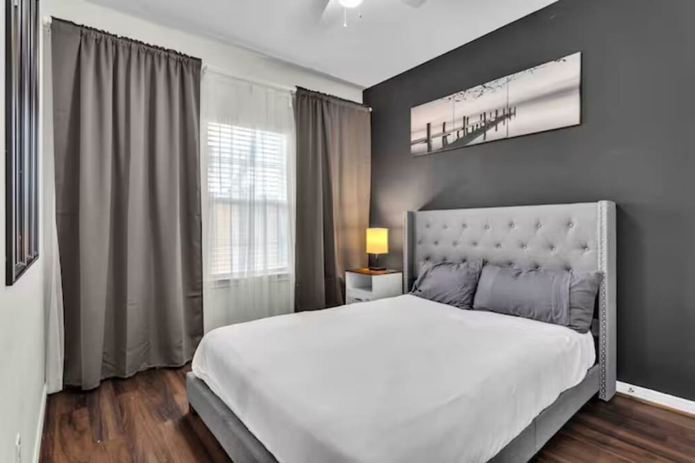 Eado Urban Escape, Contemporary Gem, Sleeps 4 - Minute Maid Park Houston
