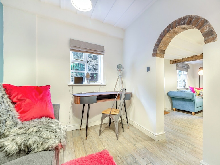 The Wild Cherry Tree Retreat - 英國