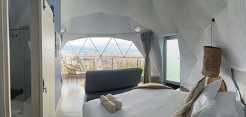 Tenda Standard | Roupa hipoalergénica, camas de colchão pillowtop, minibar 