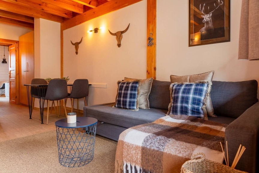 Riverfront Retreat By Grandvalira & Parking - Pas de la Casa