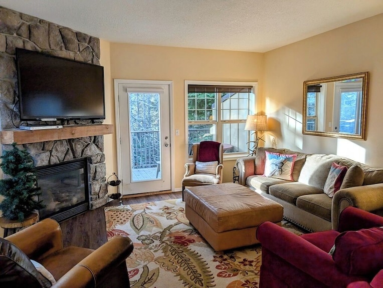 Chalet 94 At The Official Collins Lake Resort - Oregon