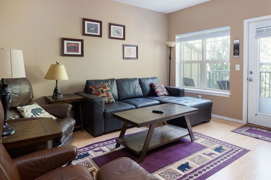 Chalet 77 At The Official Collins Lake Resort - Oregon