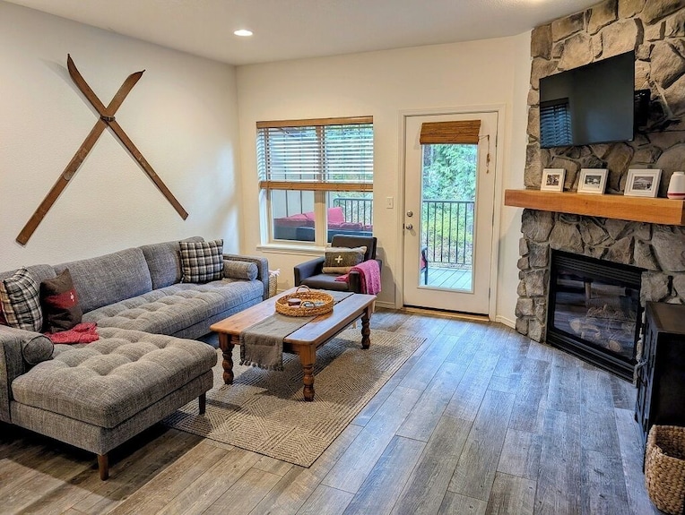 Chalet 114 At The Official Collins Lake Resort - Oregon