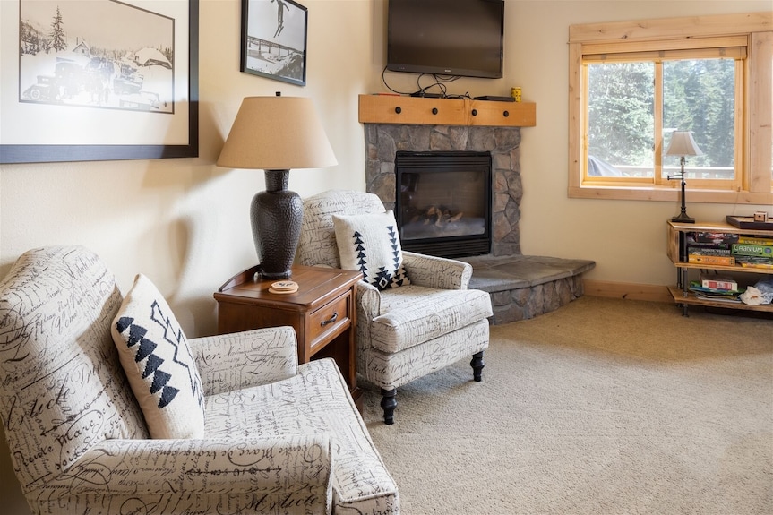 Grand Lodge 13 At The Official Collins Lake Resort - Oregon