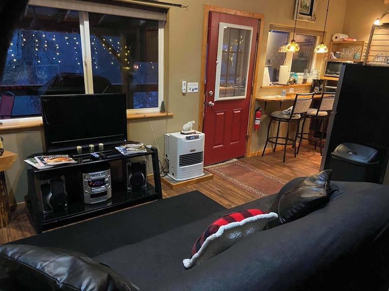 Bear Cabin-gunning Cabin Rentals - Alaska