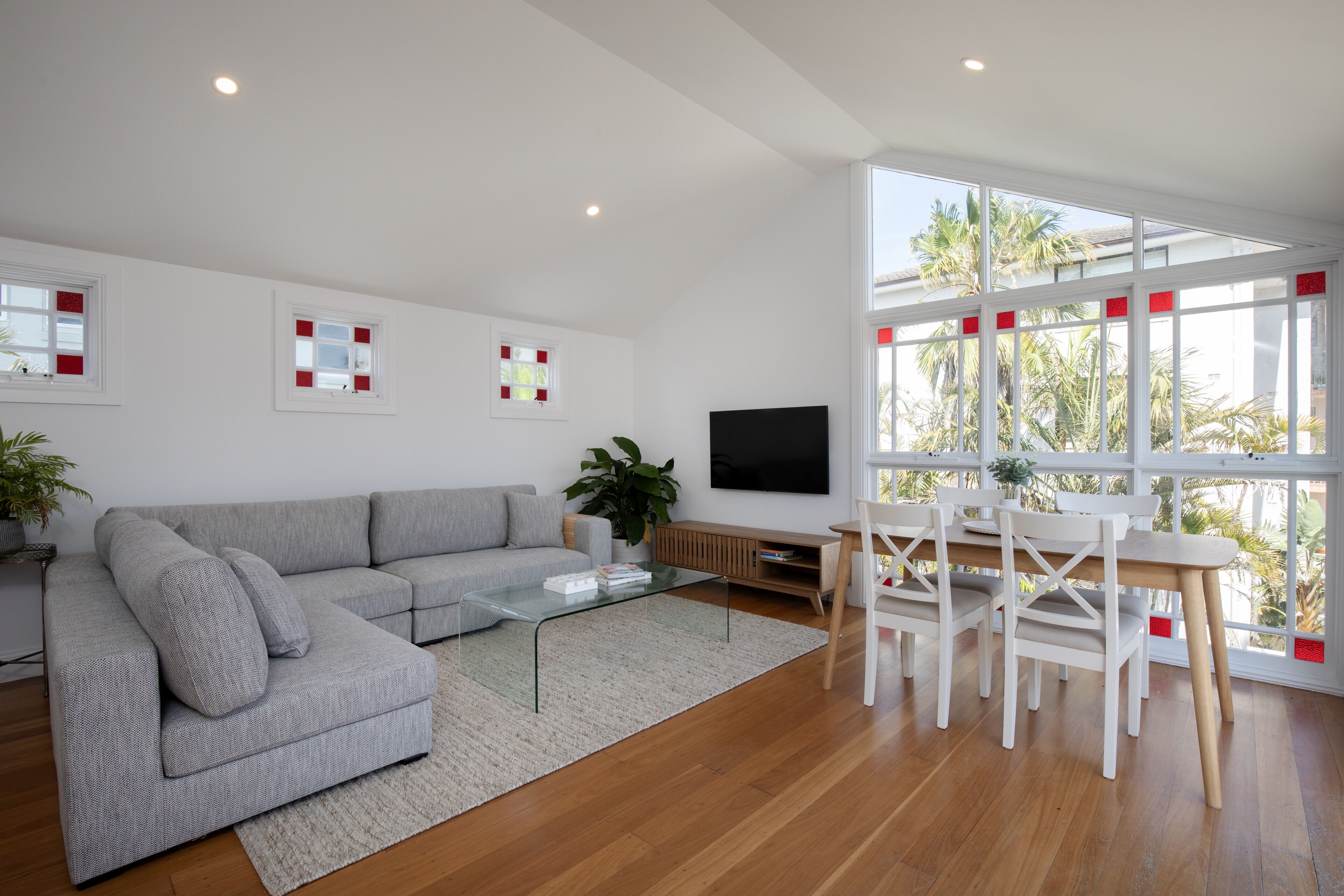 Seaside Apartment, 100m To Beach - Collaroy