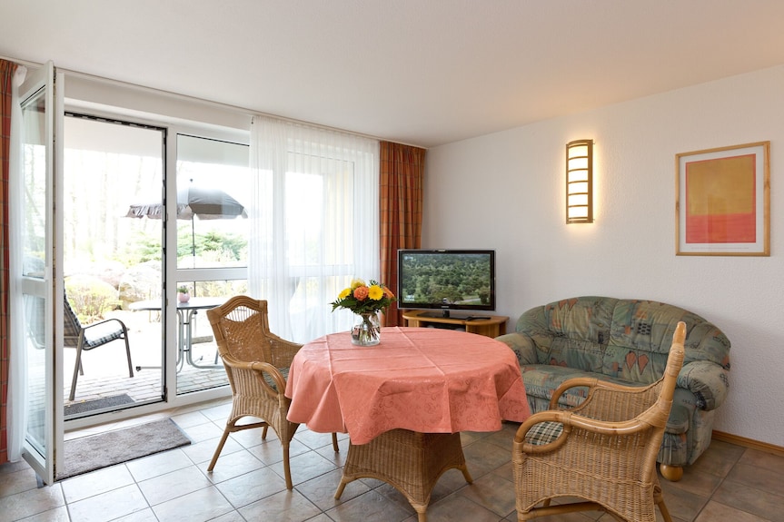 Apartamento Vacacional 'Maribell Jabel' Con Vistas Al Lago, Terraza Y Wifi - Jabel