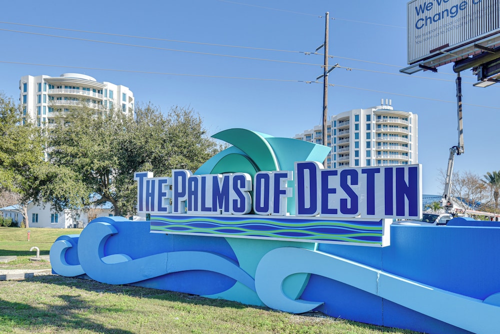 Palms Of Destin Resort Condo W/ Private Balcony! - Destin, FL
