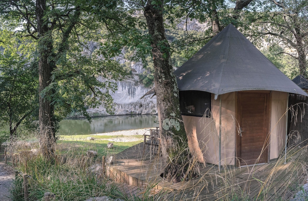 Prehistoric Lodge - Vallon-Pont-d'Arc