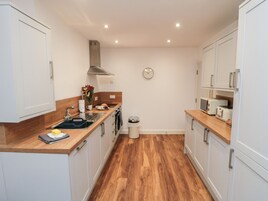 Lava-louças, talheres/pratos/utensílios de cozinha