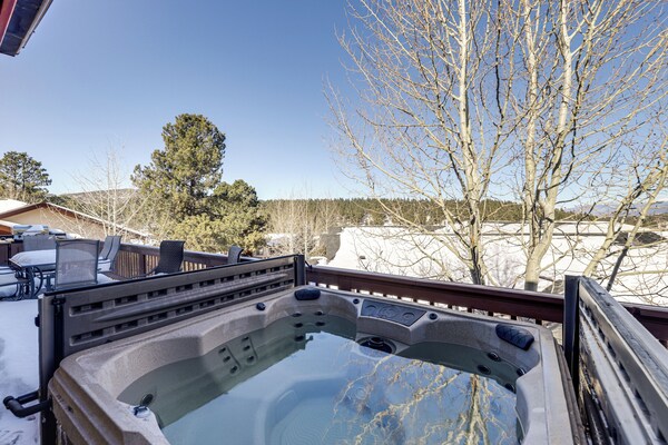 Angel Fire Townhome W/ Hot Tub: 2 Mi To Ski Resort - Angel Fire, NM