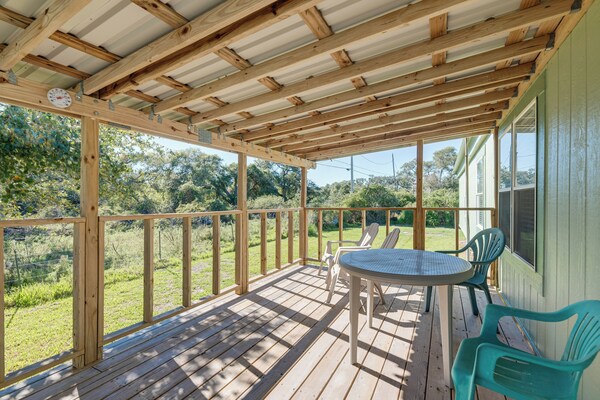4 Mi To State Park: Peaceful Rockport Home W/ Yard - Texas