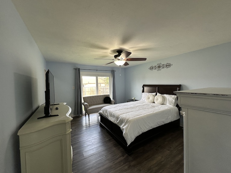 No Chores! North Dallas Grandscapes - The Colony, TX