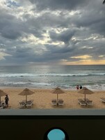 Vista para praia/oceano