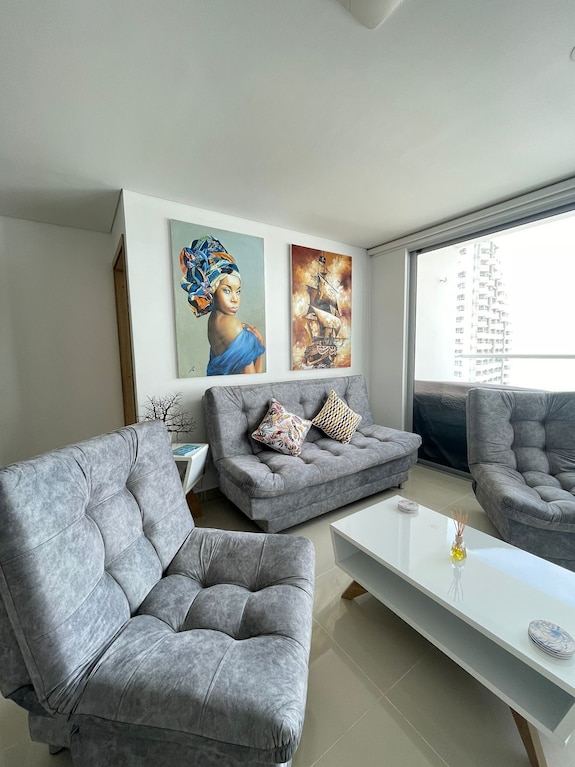 Cartagena Condo Located 10 Min From City Center & Airport 3 Bedroom/3.5 Bathroom - Cartagena, Kolumbien