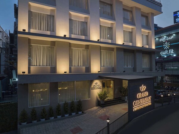 Grand Continent Hebbal A Sarovar Portico Affiliate Hotel - Bangalore