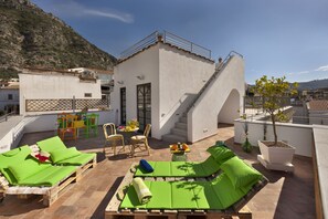 Apartamento luxo, terraço, vista para o mar | Terraço/pátio