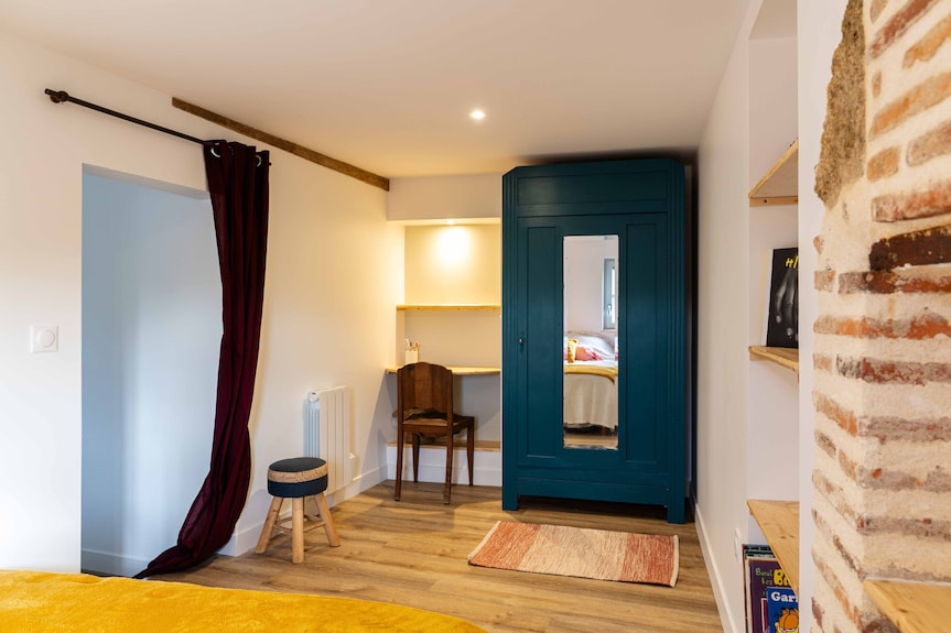 Maison De Caractère Pour Cure Thermale Et Tourisme. Bienvenue Au Gîte Damona ! - Bourbon-Lancy