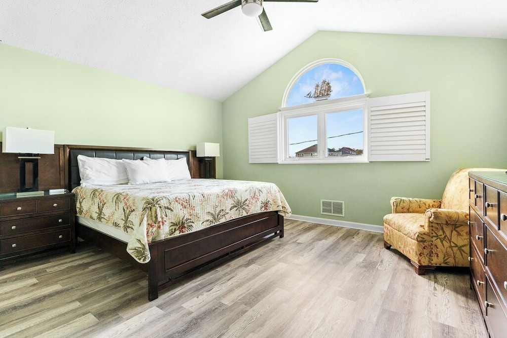 Waterfront Home with OC Skyline Views - Ocean City | Vrbo